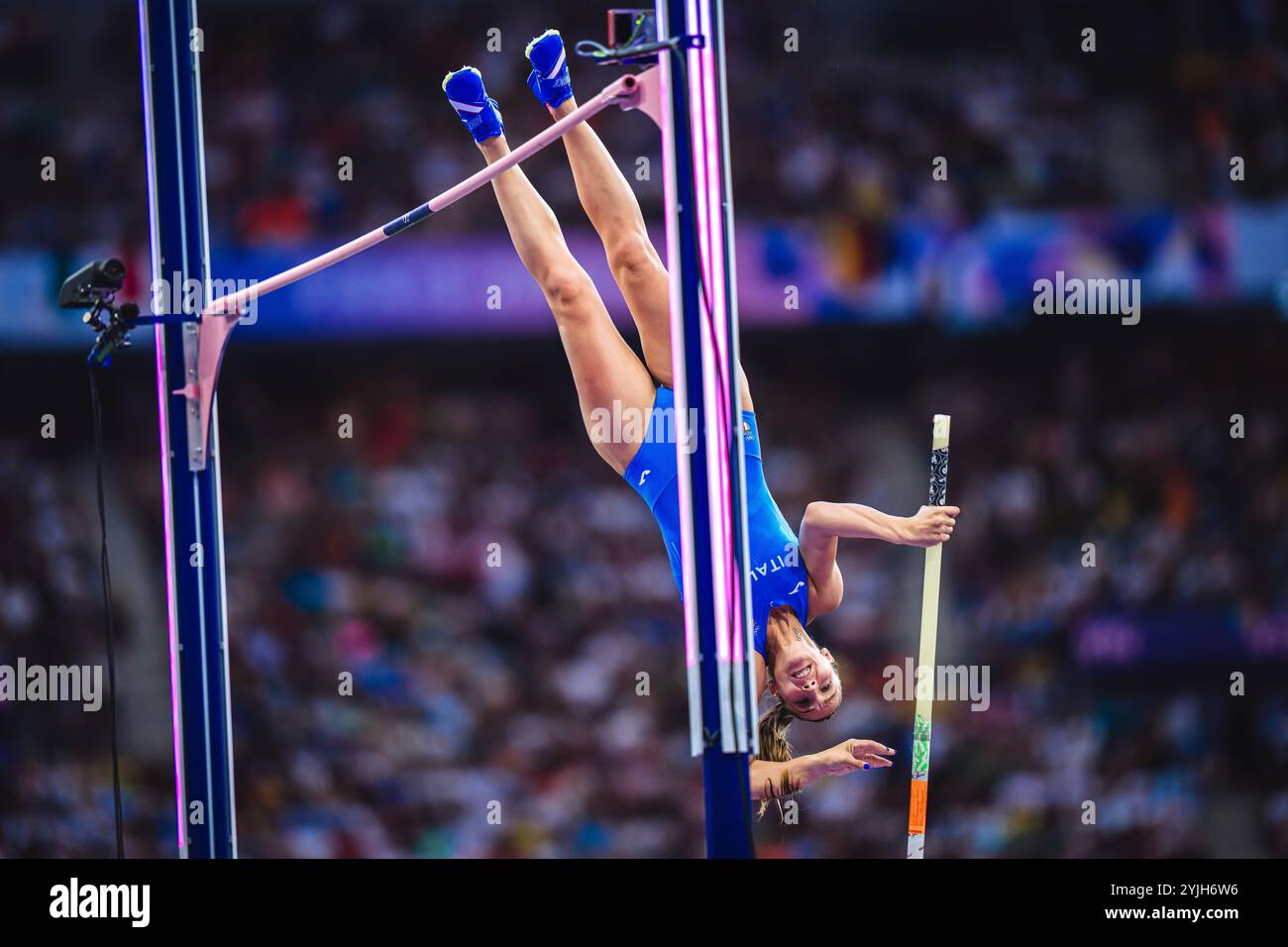 Elisa Molinarolo participating in the pole vault at the Paris 2024 ...