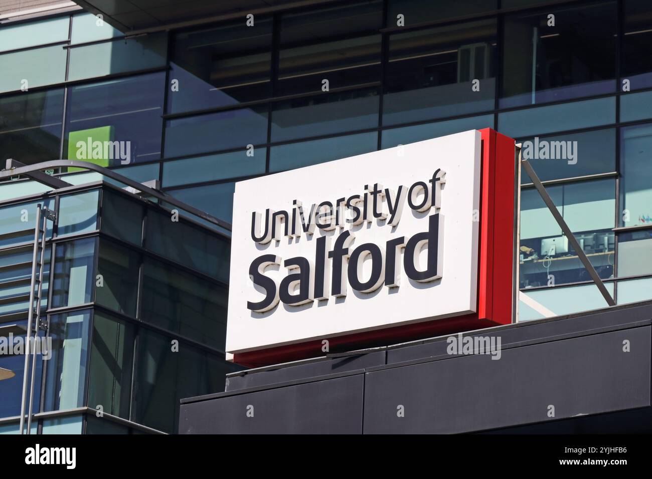 University of Salford sign, Sal;ford Quays Stock Photo - Alamy