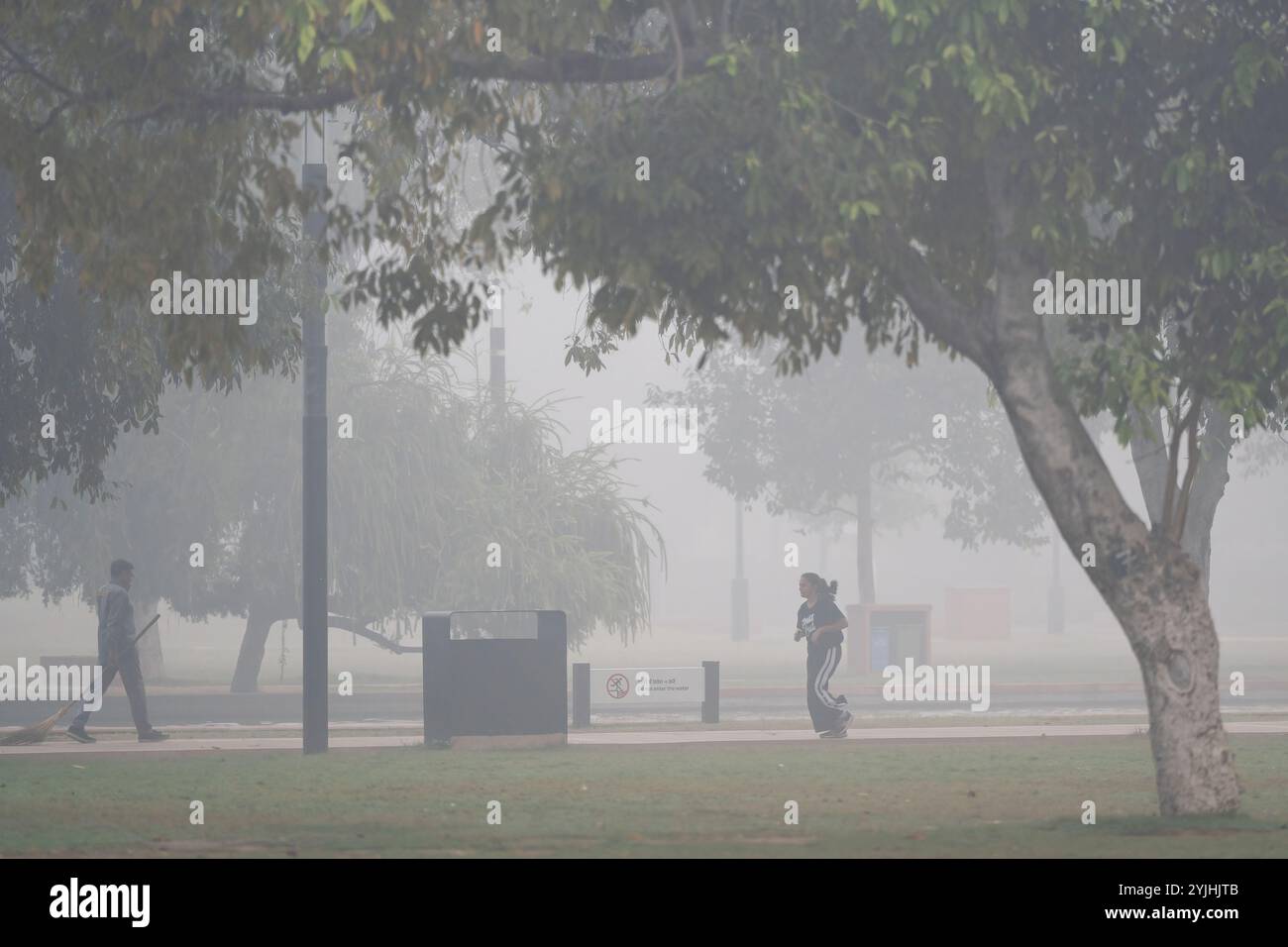 India smog 2024 hi-res stock photography and images - Alamy