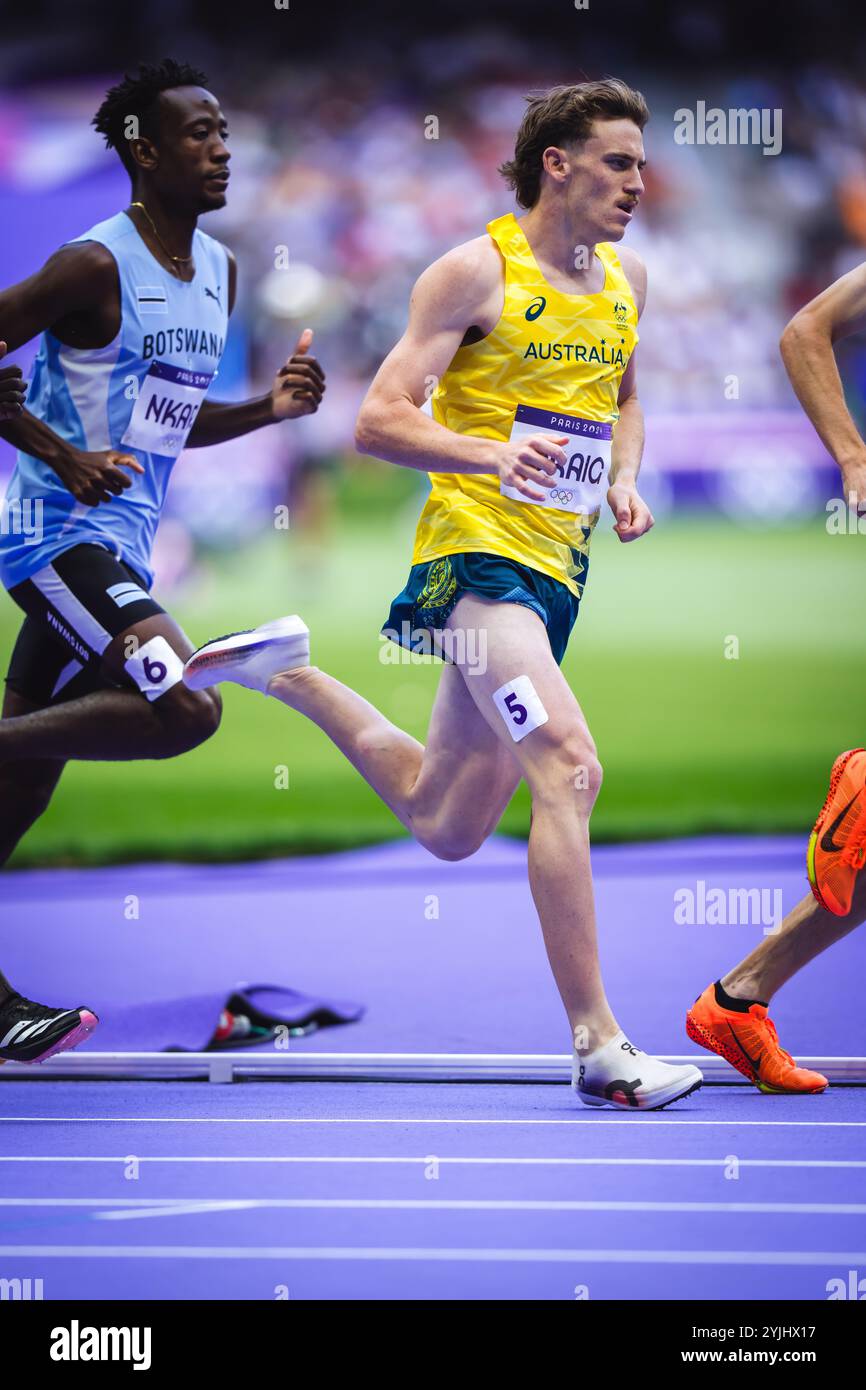 Peyton Craig participating in the 800 meters at the Paris 2024 Olympic ...