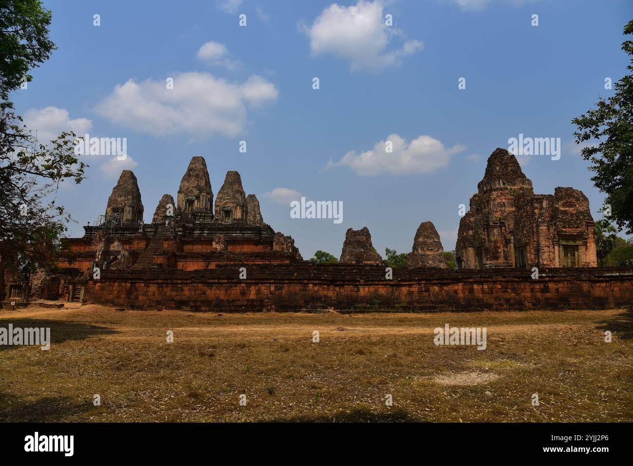 Hindu pyramid hi-res stock photography and images - Alamy