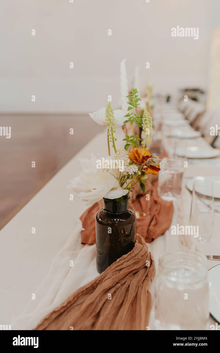 Wedding day head table details Stock Photo - Alamy