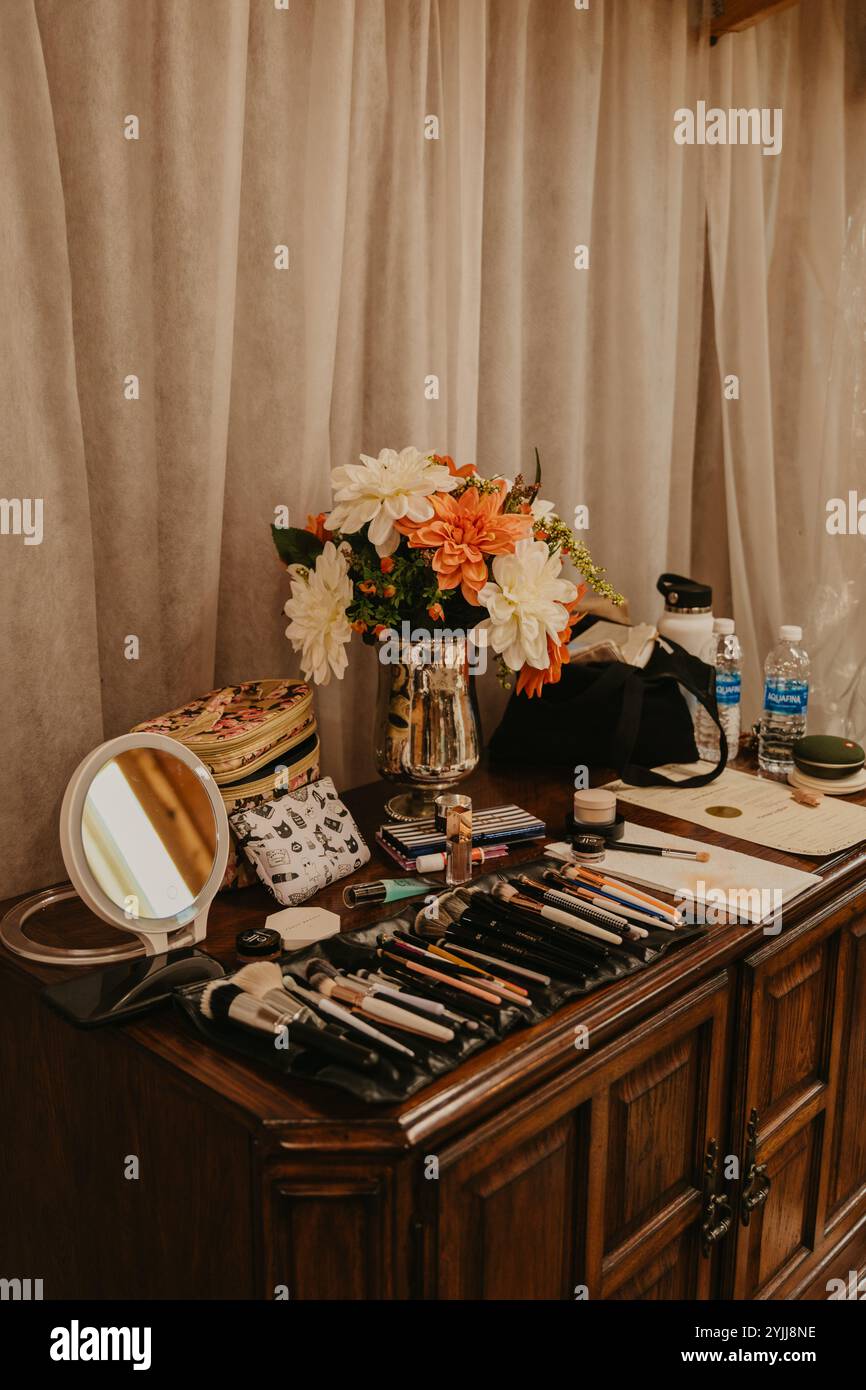 Makeup setup for wedding day makeup Stock Photo - Alamy