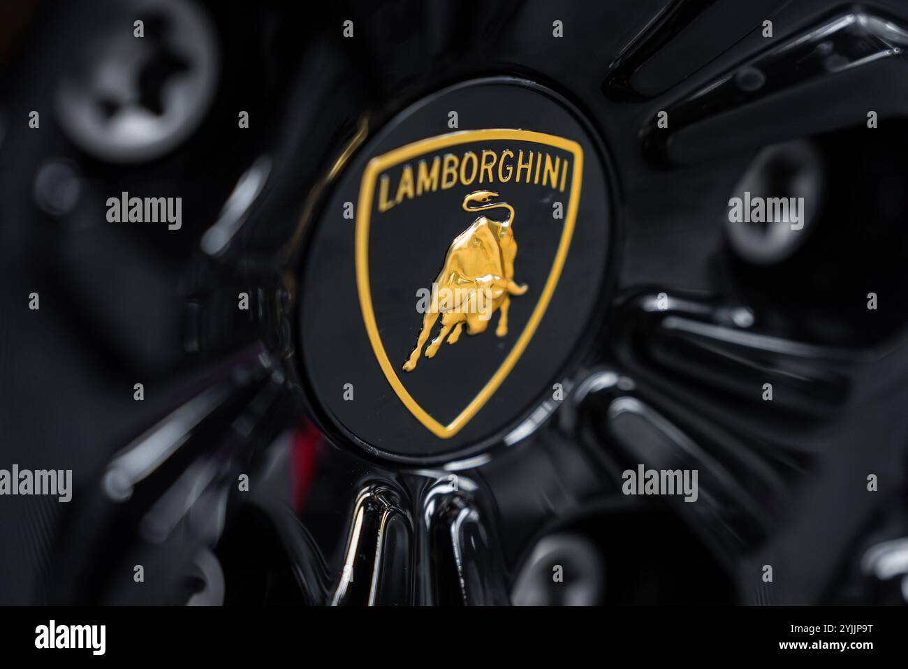 Glossy black lamborghini sports hi-res stock photography and images - Alamy