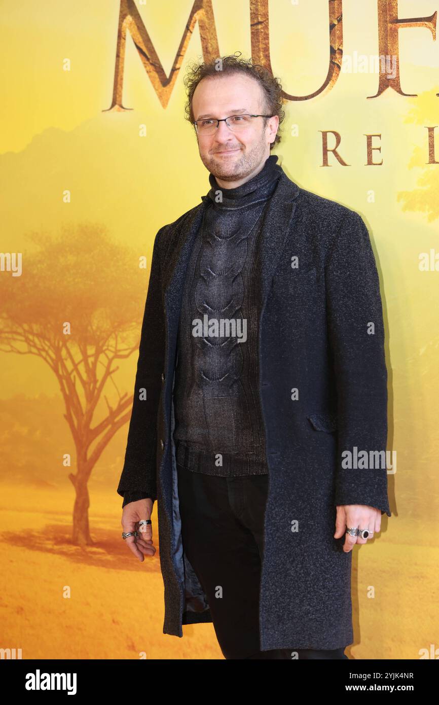 News - MUFASA - Il Re Leone Edoardo Stoppacciaro, voice of young Rafiki ...