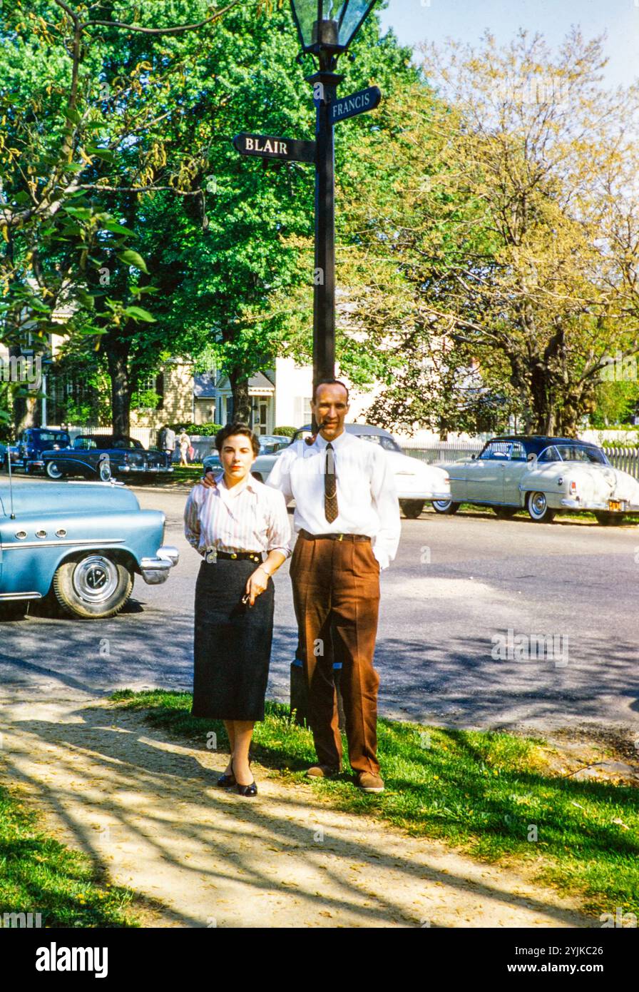 Full length portrait smartly dressed man and woman outdoors location ...