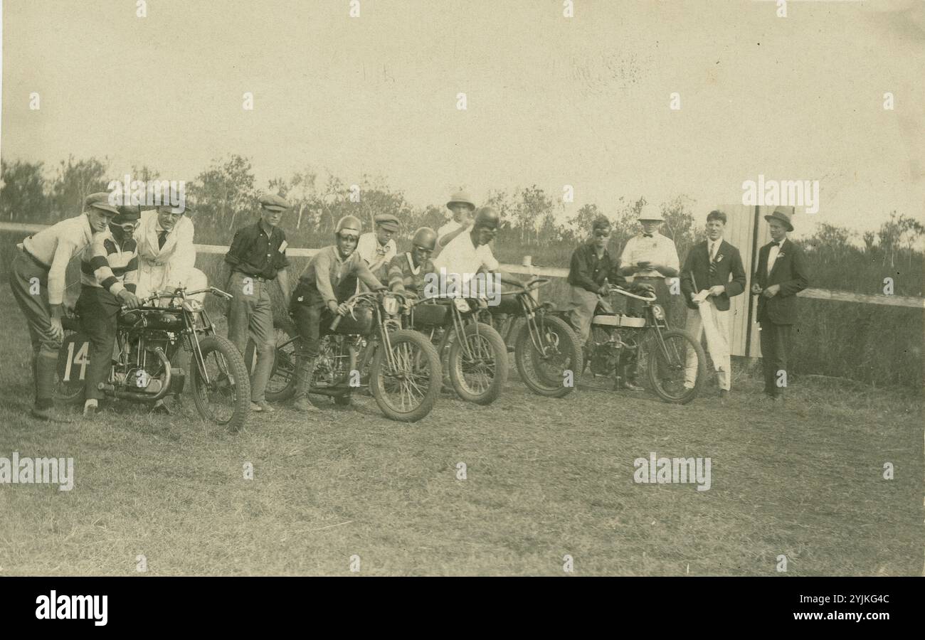 Motorcycle racing at the Mareeba Speedway, Start of the one of the ...