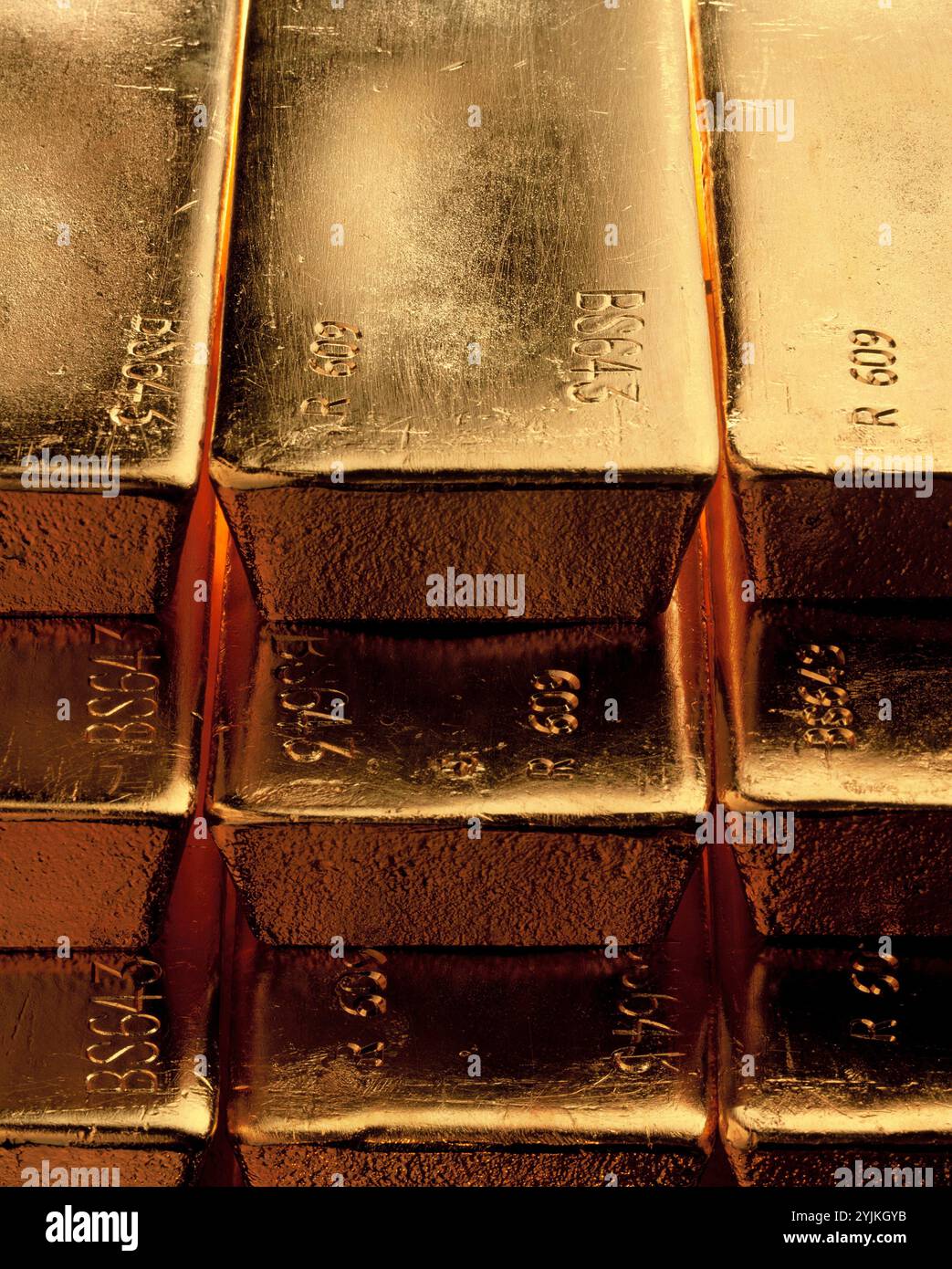 Still life. Gold bars Stock Photo - Alamy