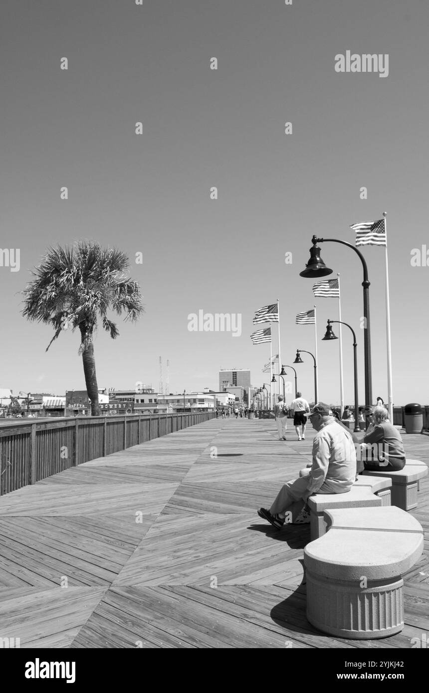 Tourists relaxing on the new boardwalk hi-res stock photography and ...