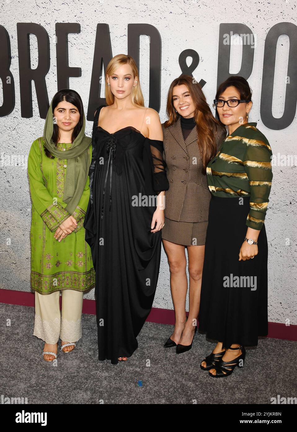 LOS ANGELES, CALIFORNIA - NOVEMBER 14: (L-R) Malala Yousafzai, Jennifer ...