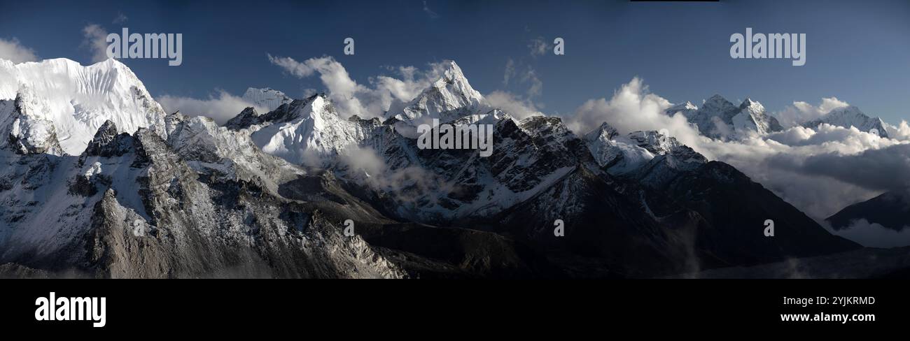 October 2009 Everest Commission WWF - View of Himalayan Mountains from ...