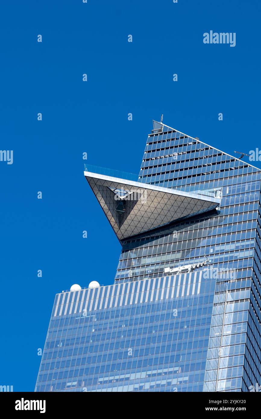 The Edge observation deck at 30 Hudson Yards in New York City, USA ...