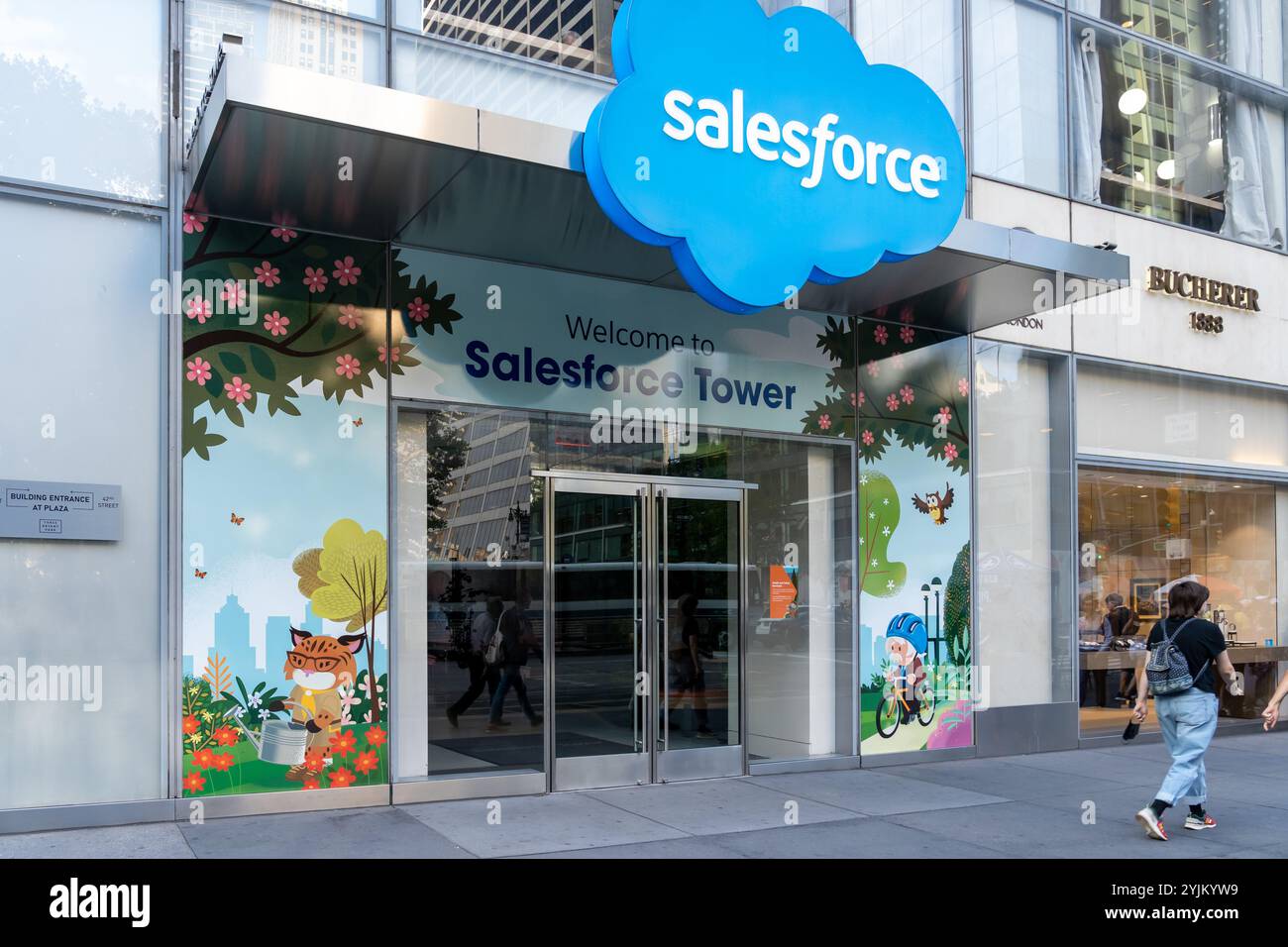 The entrance to Salesforce Tower in New York, NY, USA Stock Photo - Alamy