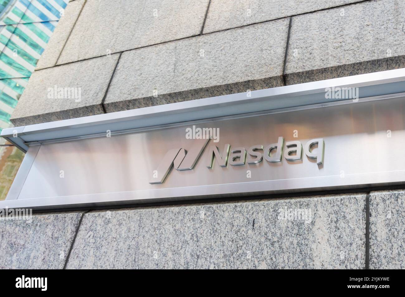 Automatic electronic sign hi-res stock photography and images - Alamy