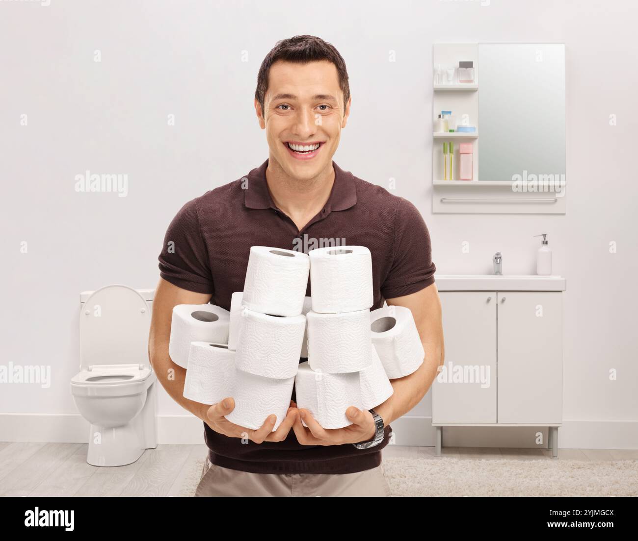 Pile toilet paper roll hi-res stock photography and images - Alamy