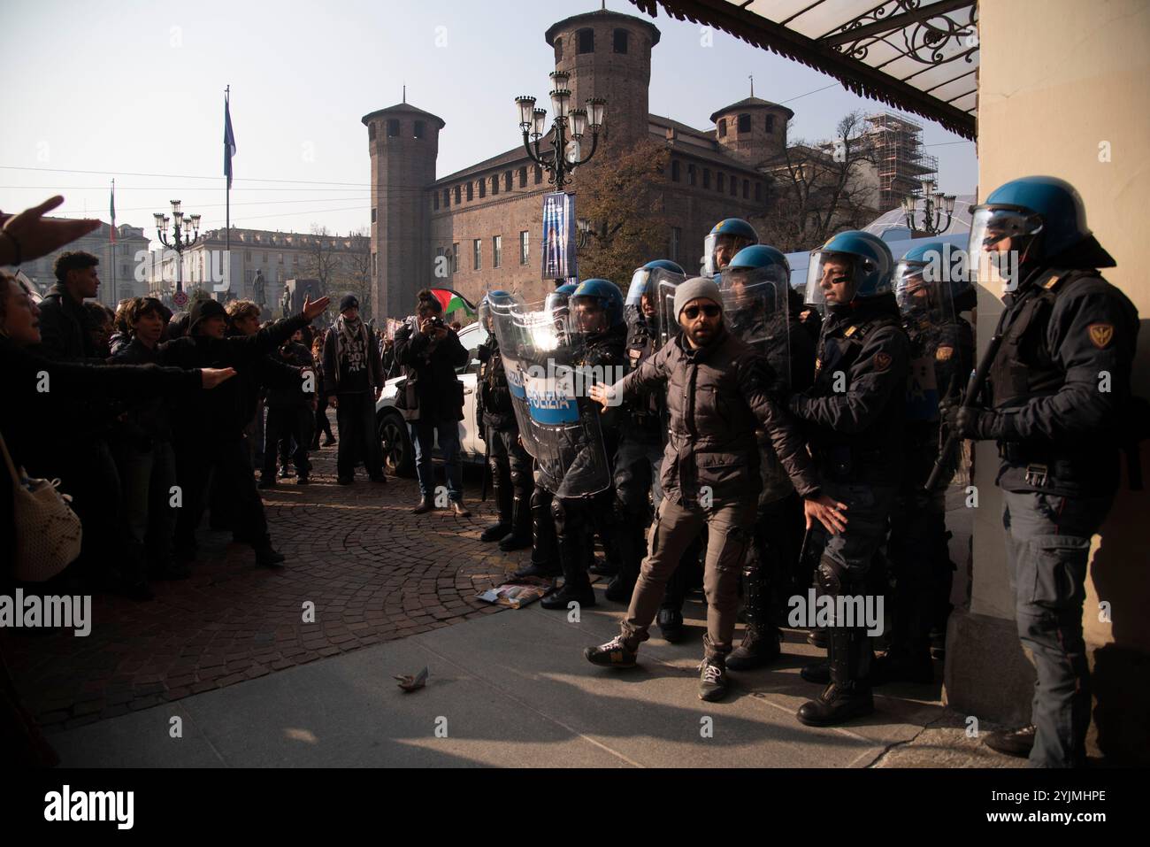 Turin, Turin, Italy. 15th Nov, 2024. Clashes during the Students ...