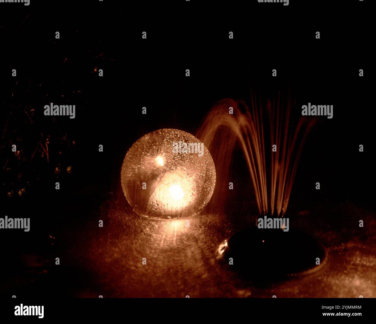 Pond lights hi-res stock photography and images - Alamy