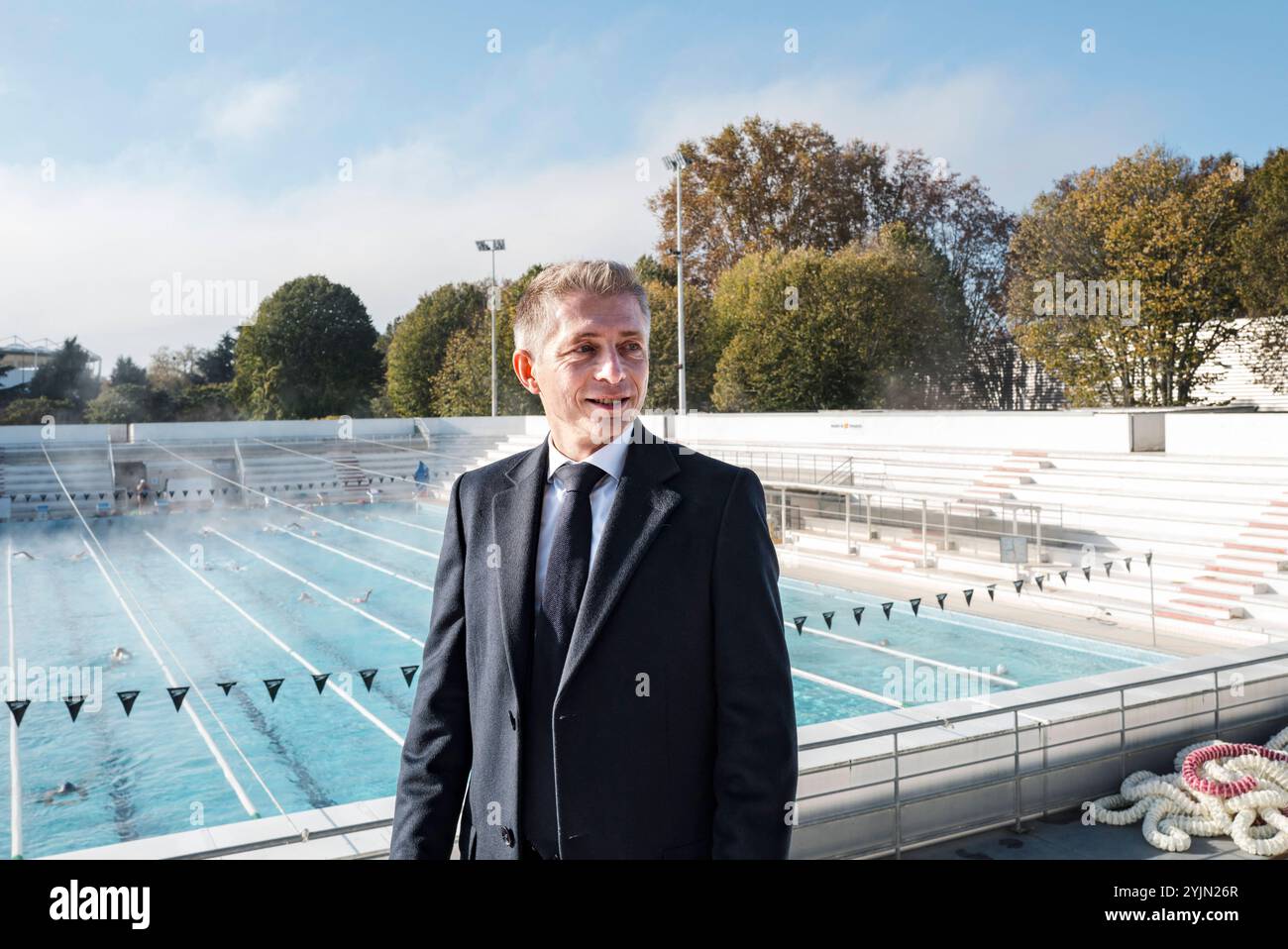Toulouse, France. 15th Nov, 2024. Portrait of Gil Averous. Visit to the ...