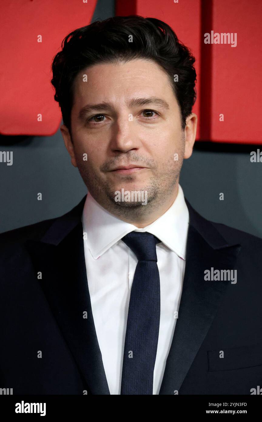 John Magaro bei der Premiere des Kinofilms 'September 5' in den ...