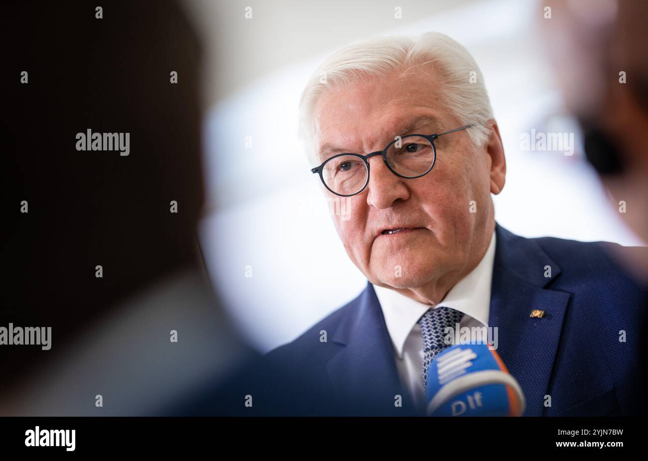 Renningen, Germany. 15th Nov, 2024. German President Frank-Walter ...
