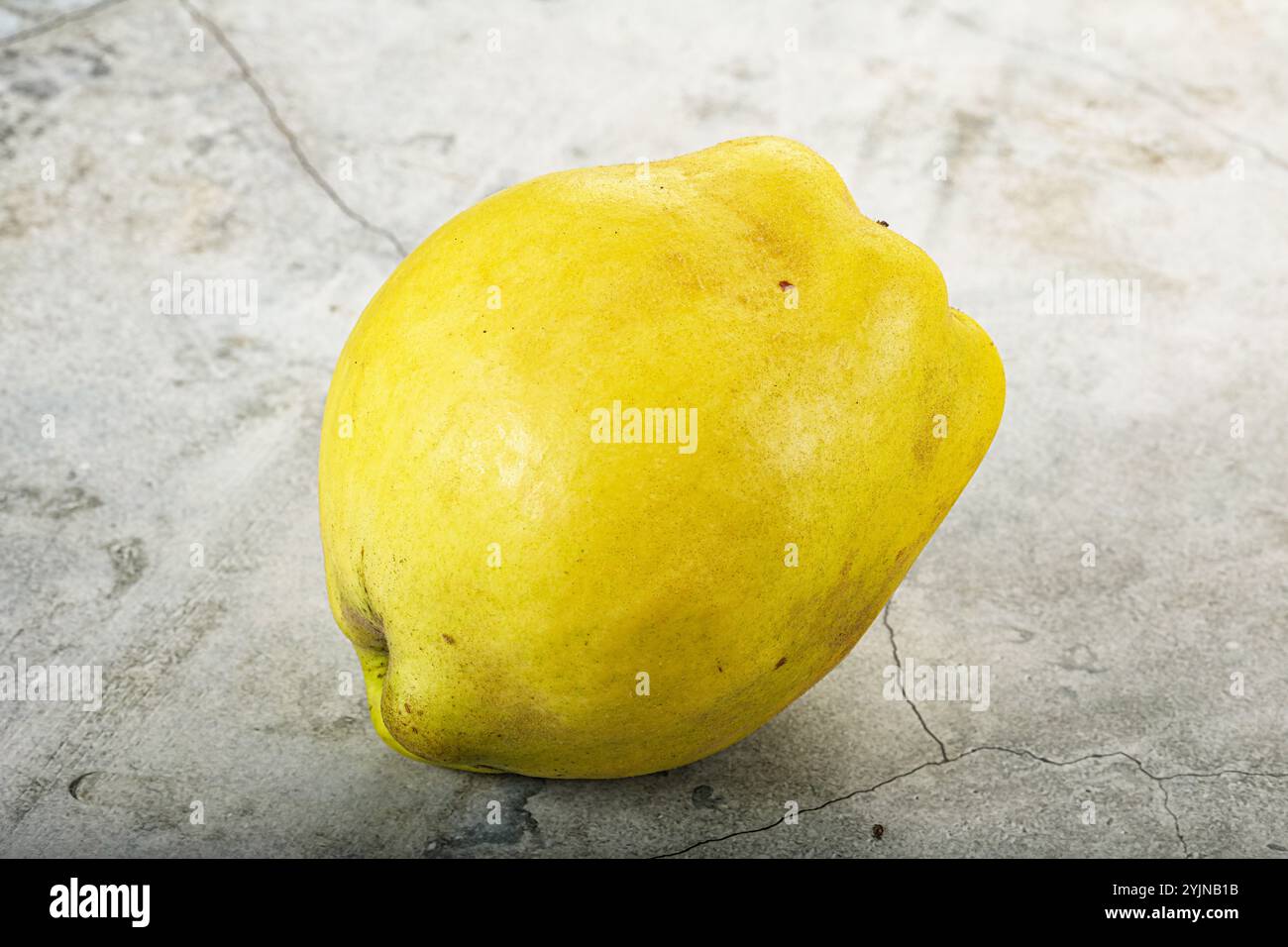 Ripe sweet organic quince yellow fruit Stock Photo - Alamy
