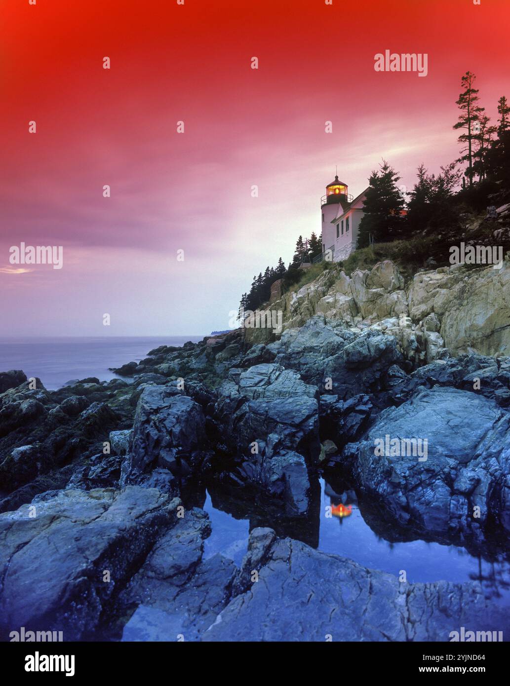 ROCK POOL BASS HARBOR HEAD LIGHTHOUSE ACADIA NATIONAL PARK MAINE USA ...