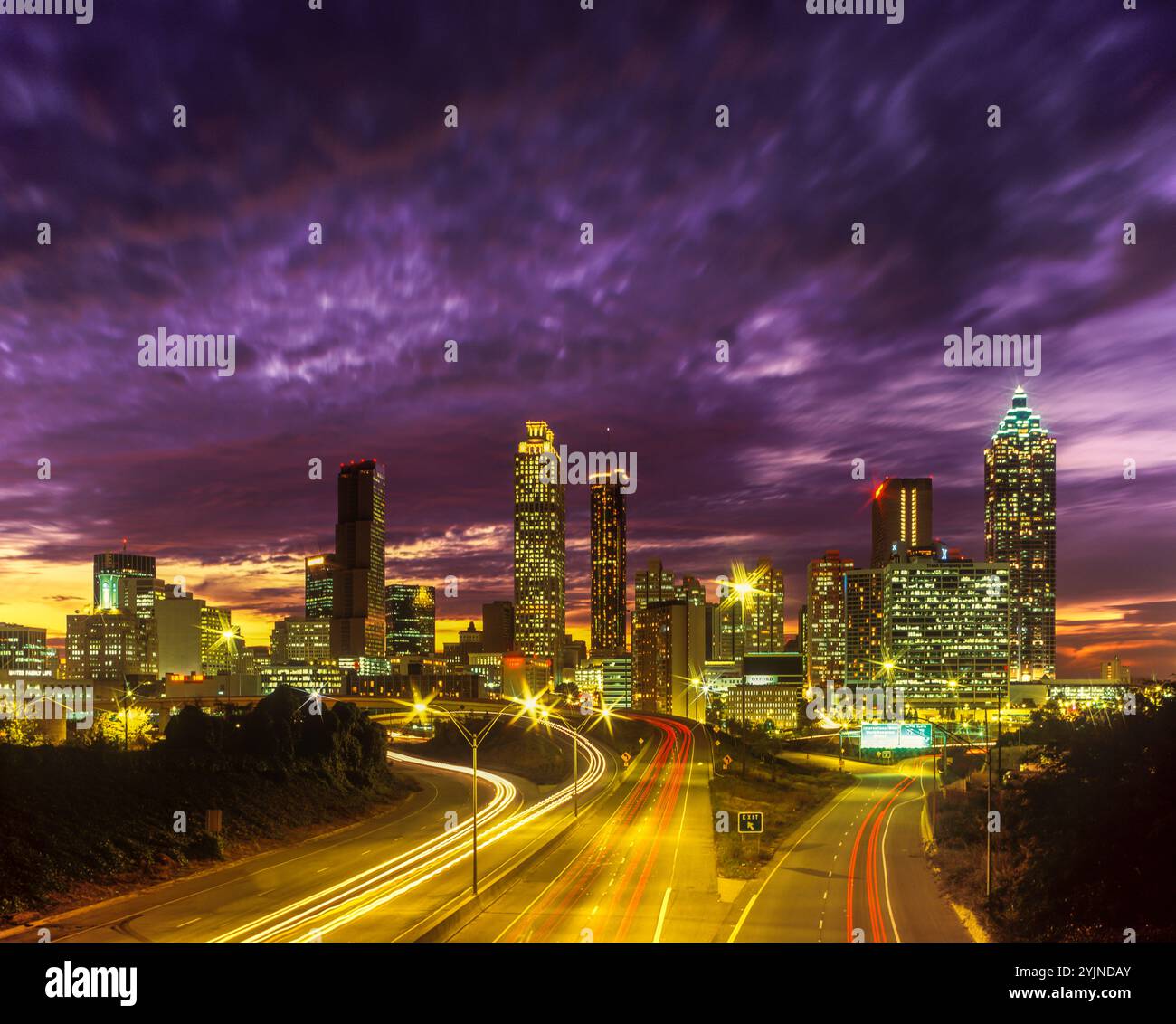 FREEDOM PARKWAY DOWNTOWN SKYLINE ATLANTA GEORGIA USA Stock Photo - Alamy
