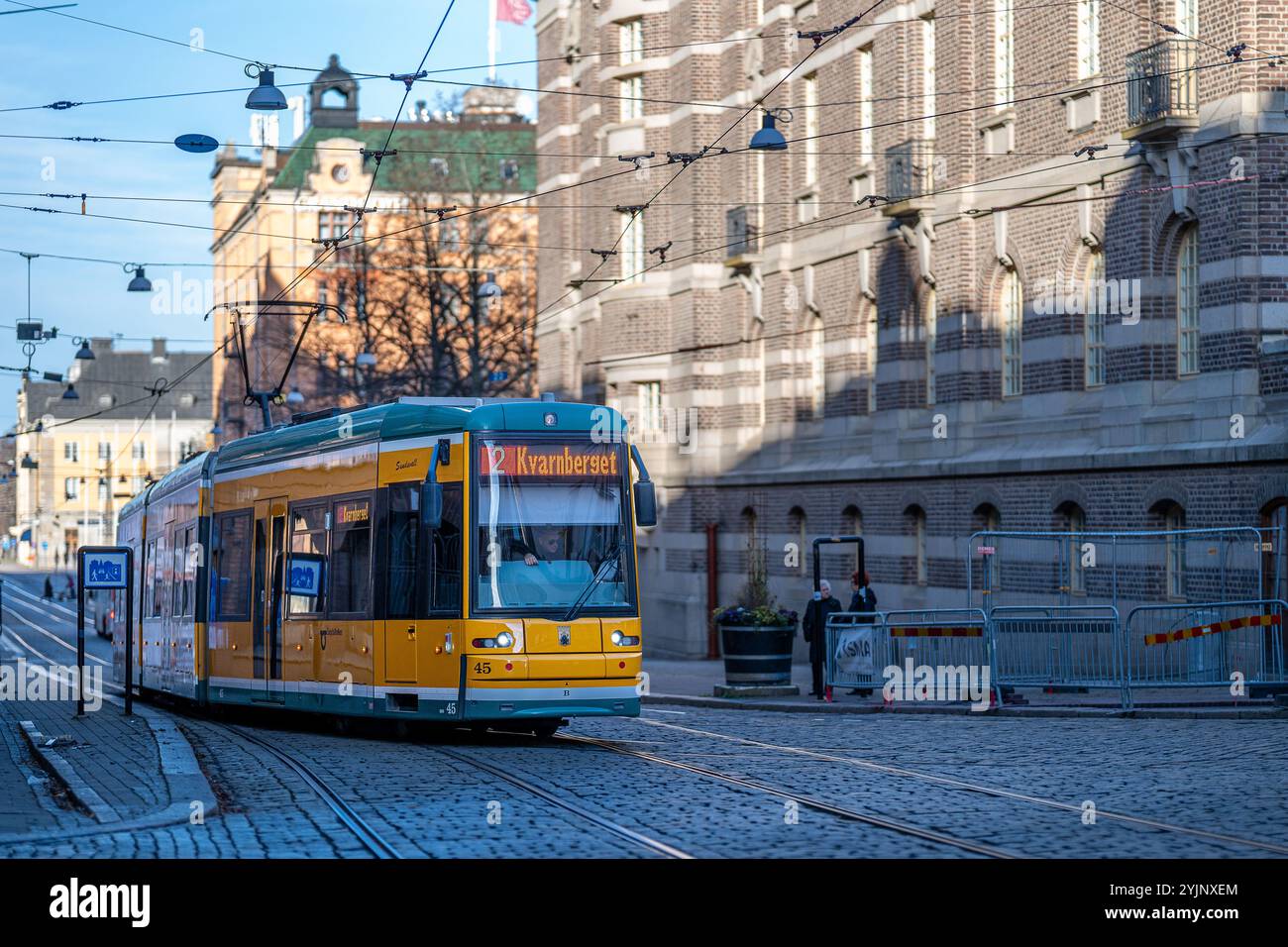 Iconic building passing tram traffic hi-res stock photography and ...