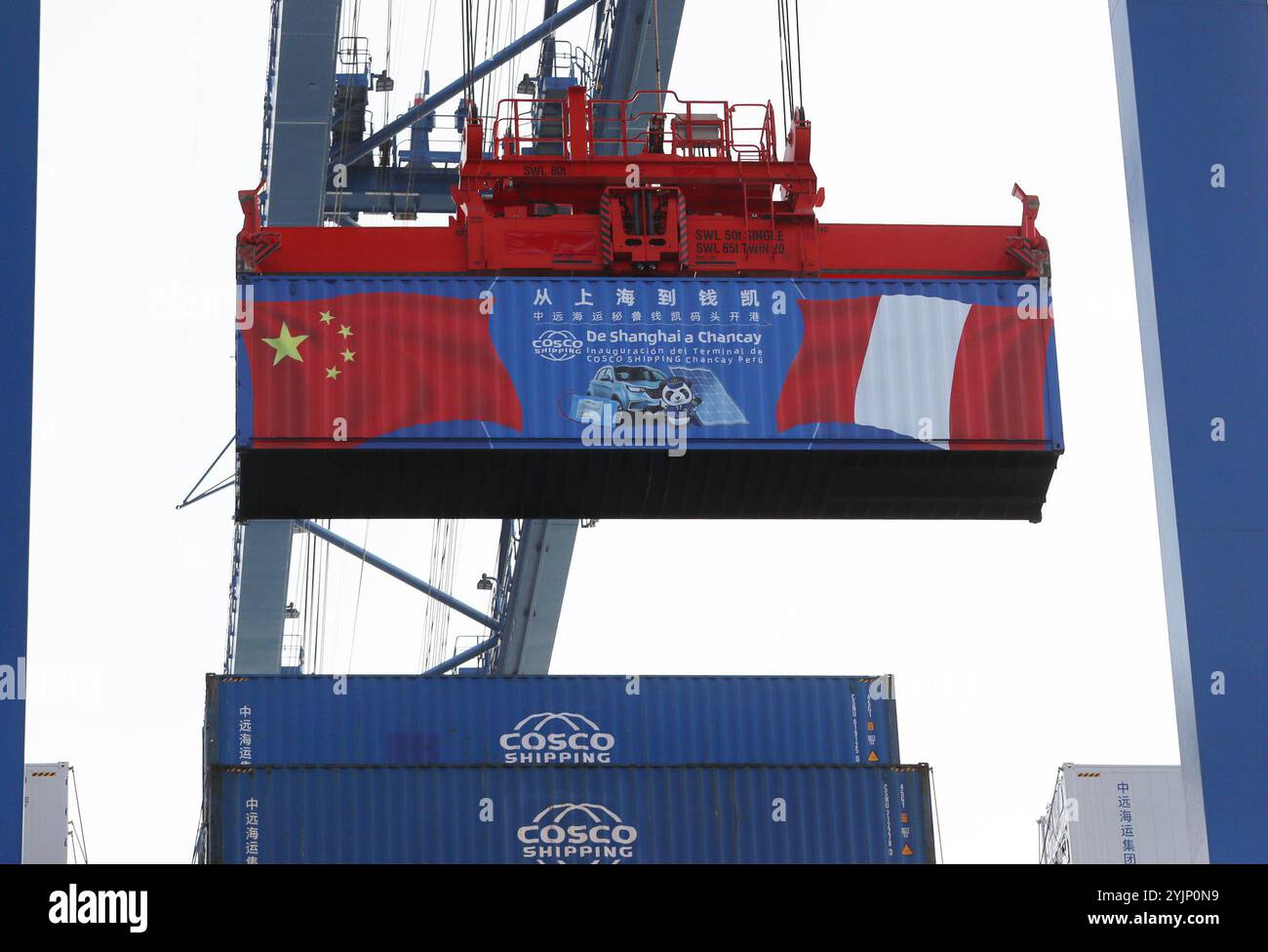 Chancay. 14th Nov, 2024. A container is lifted at Chancay Port in Peru ...