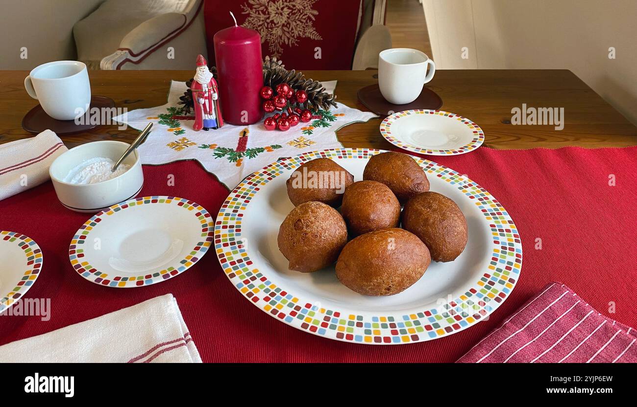 The typical Dutch food Olie Bollen, it is traditional Netherlands ...