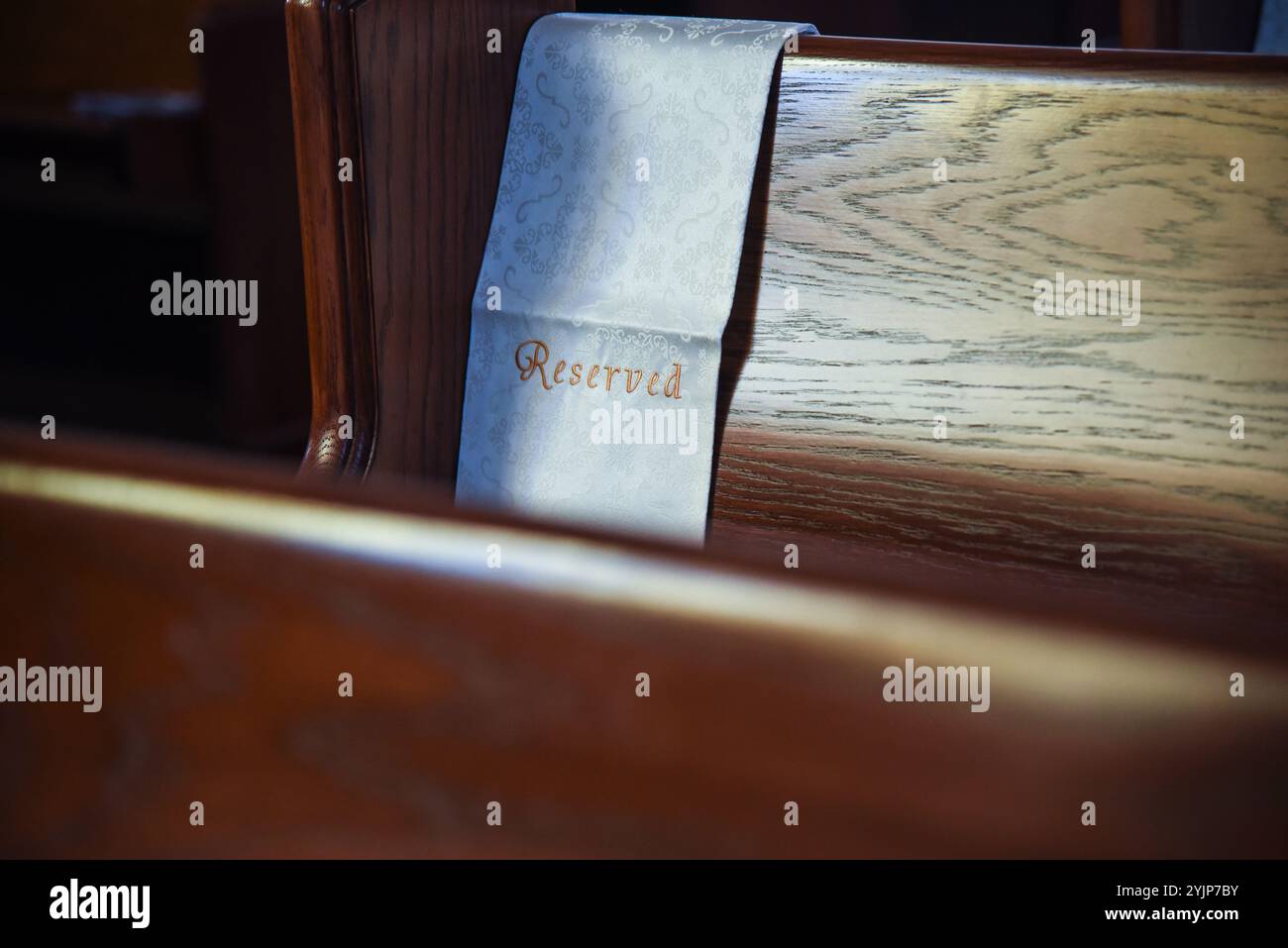 reserved church pew Stock Photo - Alamy
