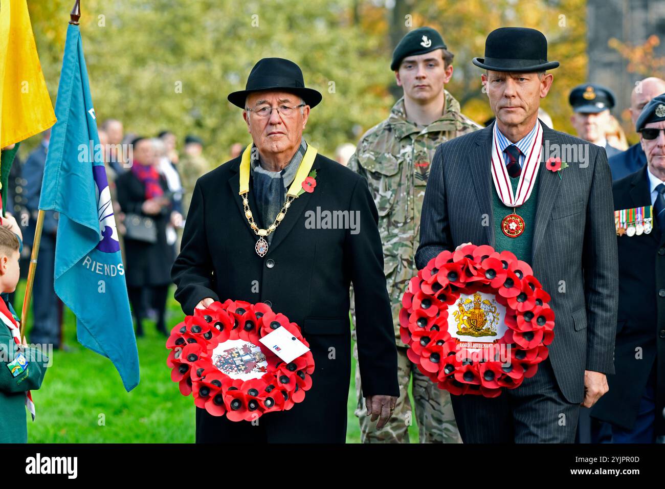 Councillor Reg Snell and Sir Edward Tate Deputy-Lieutenant of ...