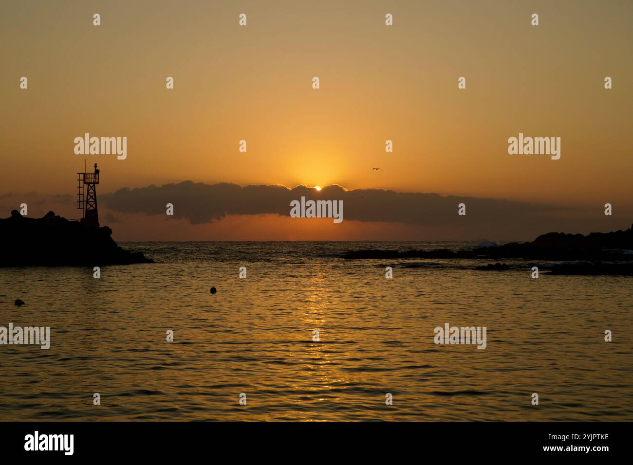 First light sunrise casts hi-res stock photography and images - Alamy