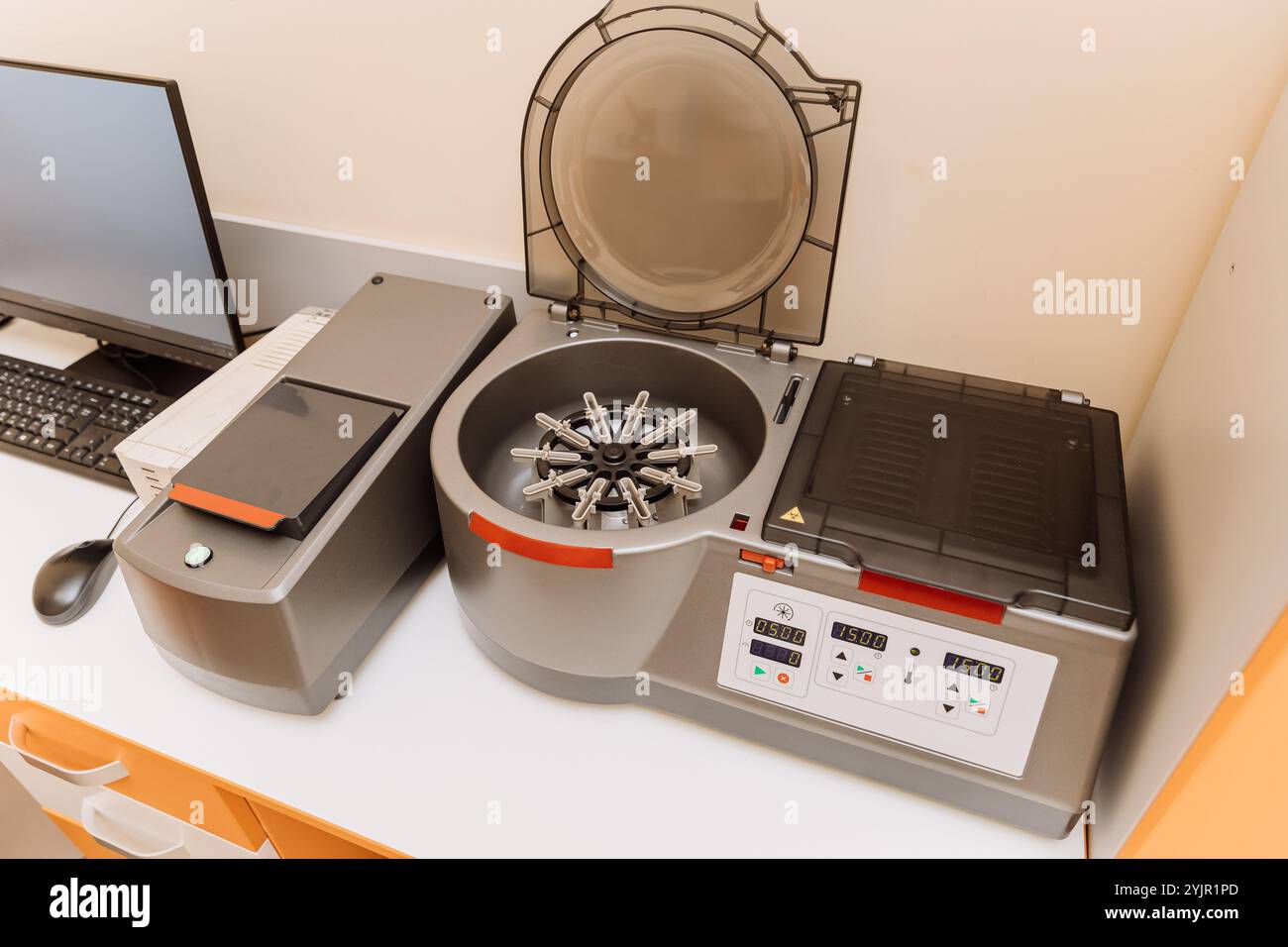 Labworkflow hi-res stock photography and images - Alamy