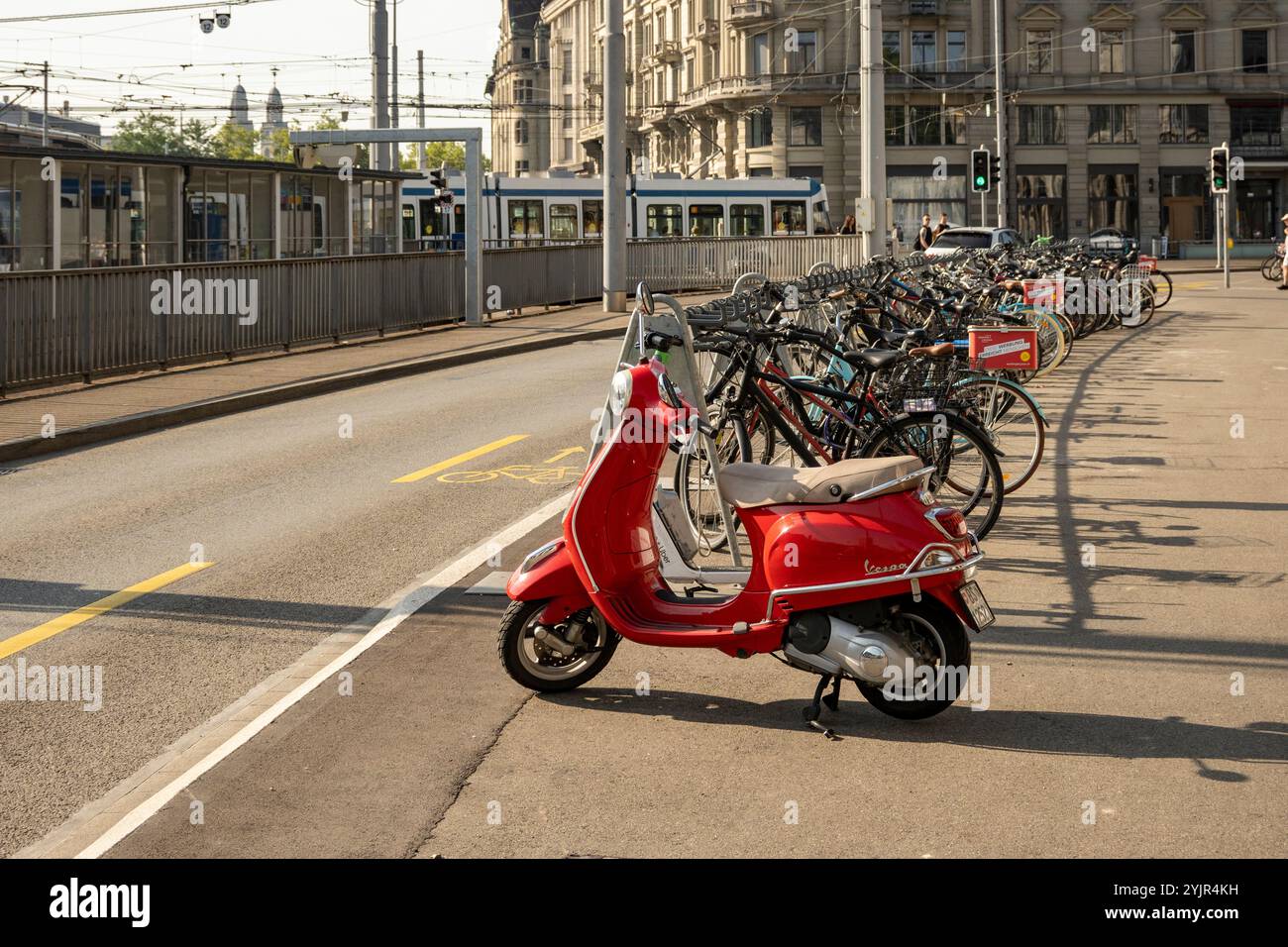 Scooter style hi-res stock photography and images - Alamy