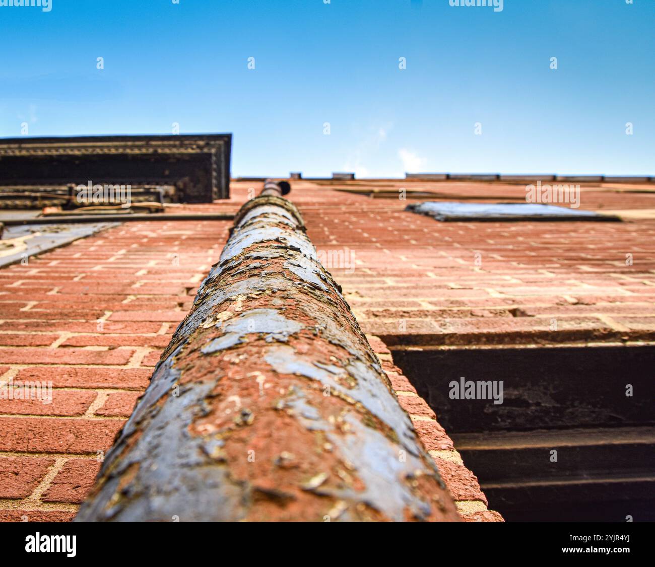 Side view facade of an industrial building hi-res stock photography and ...