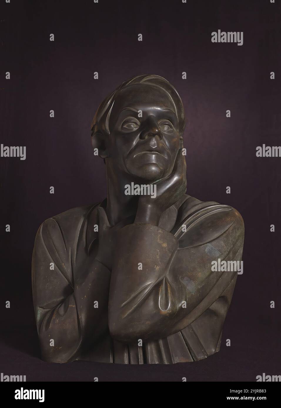 Self portrait sculpture hi-res stock photography and images - Alamy