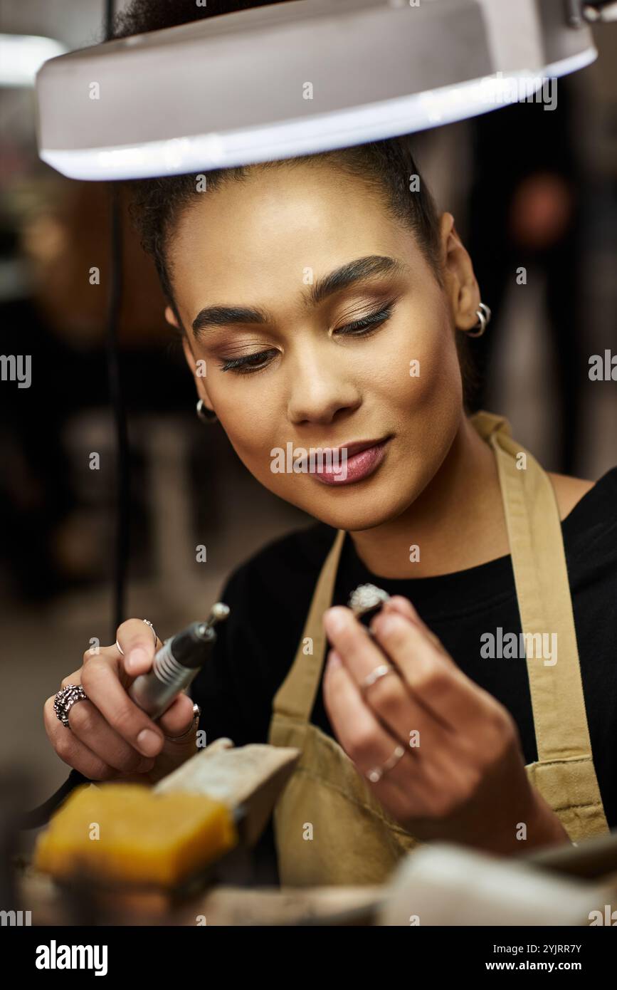 Work examines stone tools hi-res stock photography and images - Alamy