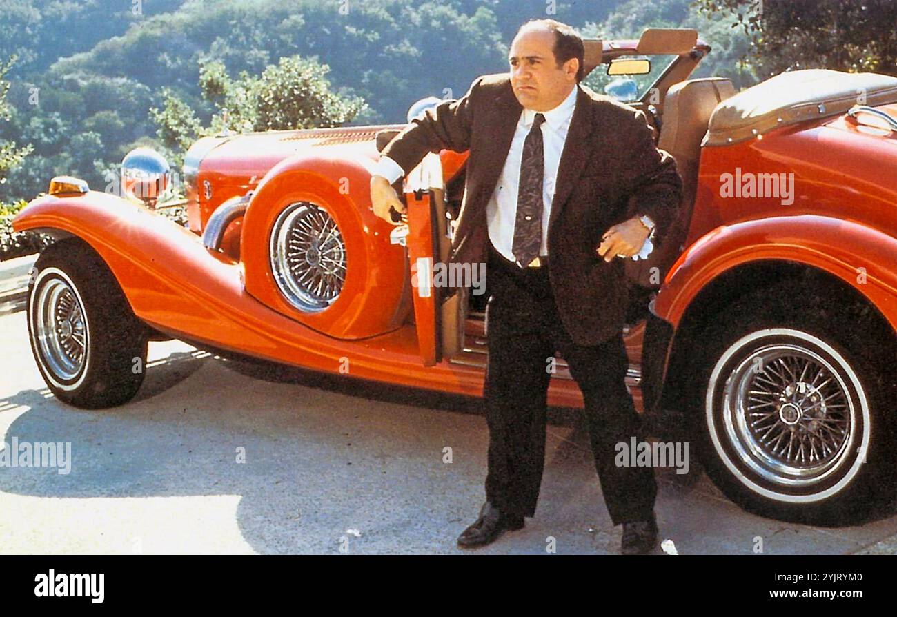 RUTHLESS PEOPLE 1986 Buena Vista Distribution film with Danny DeVito as ...