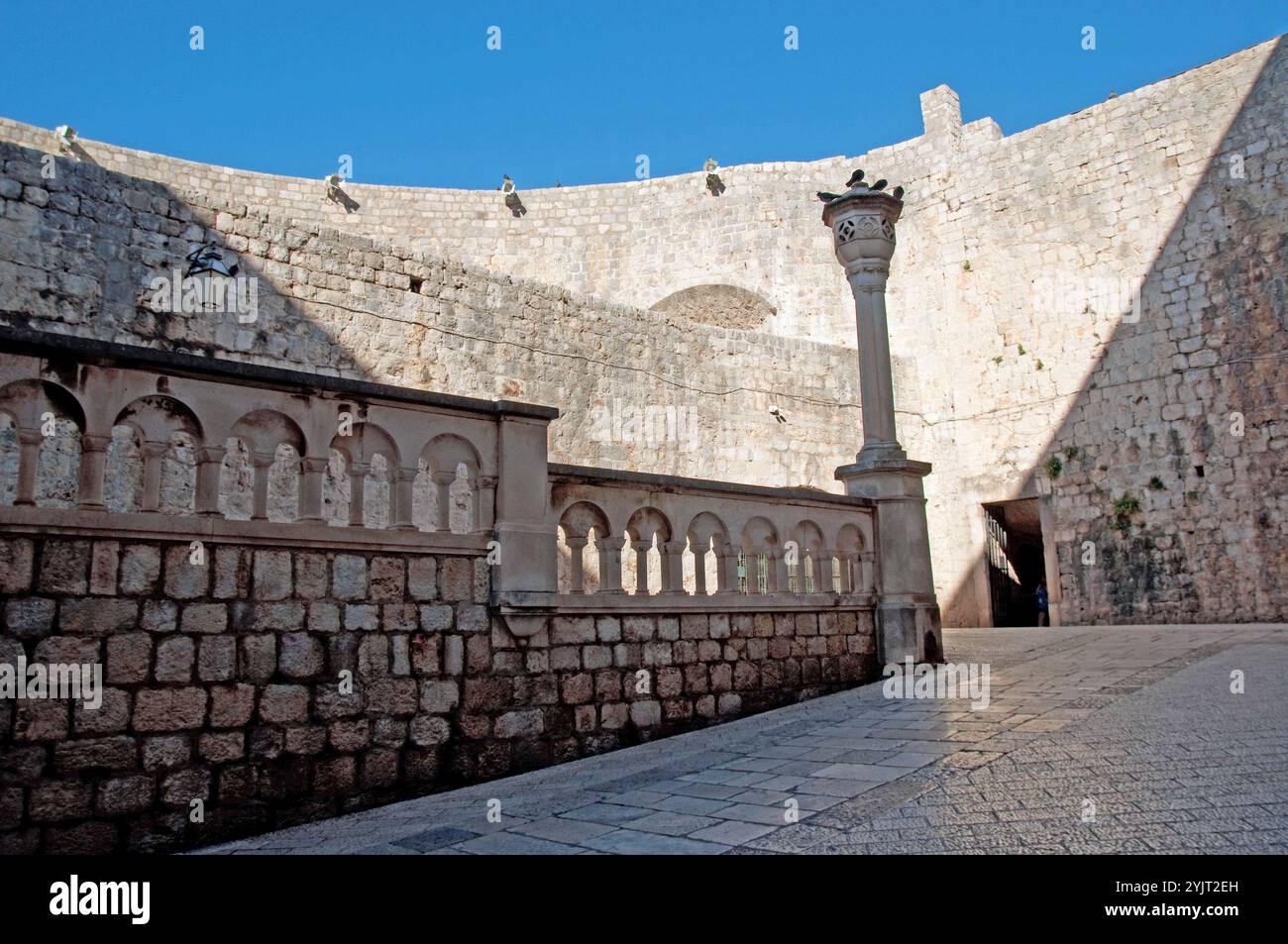 Pile gate to old city hi-res stock photography and images - Alamy