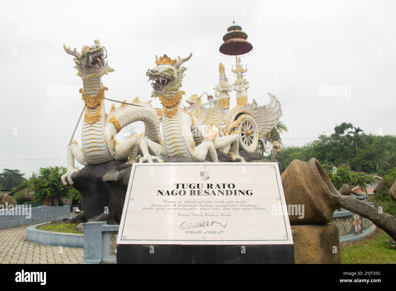 Adat lampung hi-res stock photography and images - Alamy