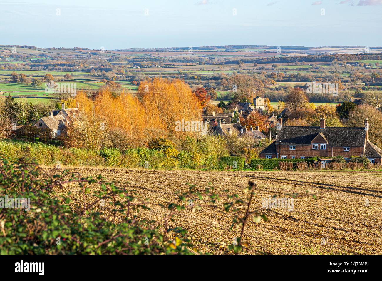 The Cotswold village of Icomb, Gloucestershire, England UK Stock Photo ...