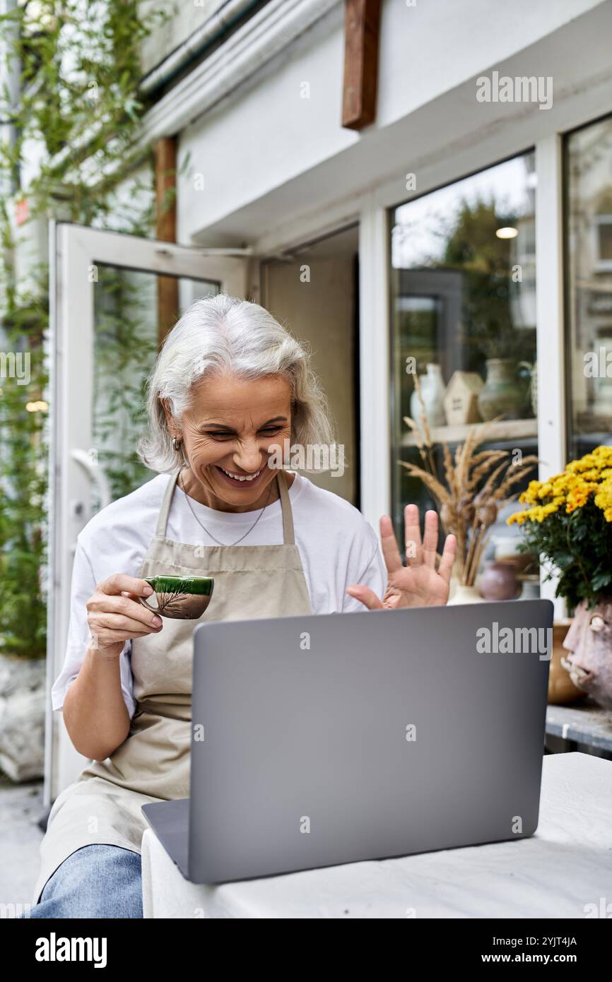 Engaging with someone hi-res stock photography and images - Alamy