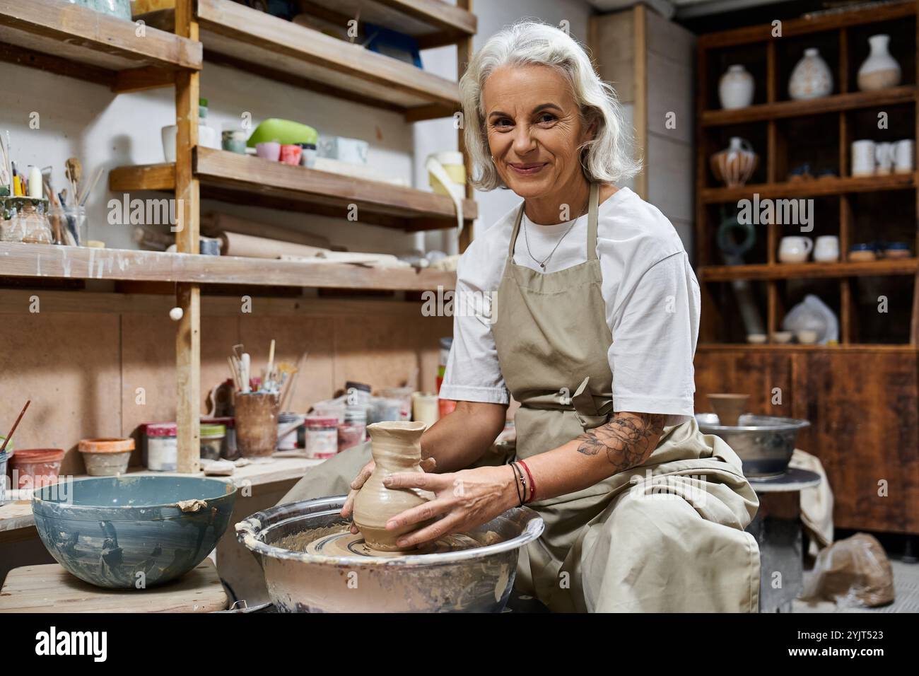 Pot made clay workshop hi-res stock photography and images - Alamy