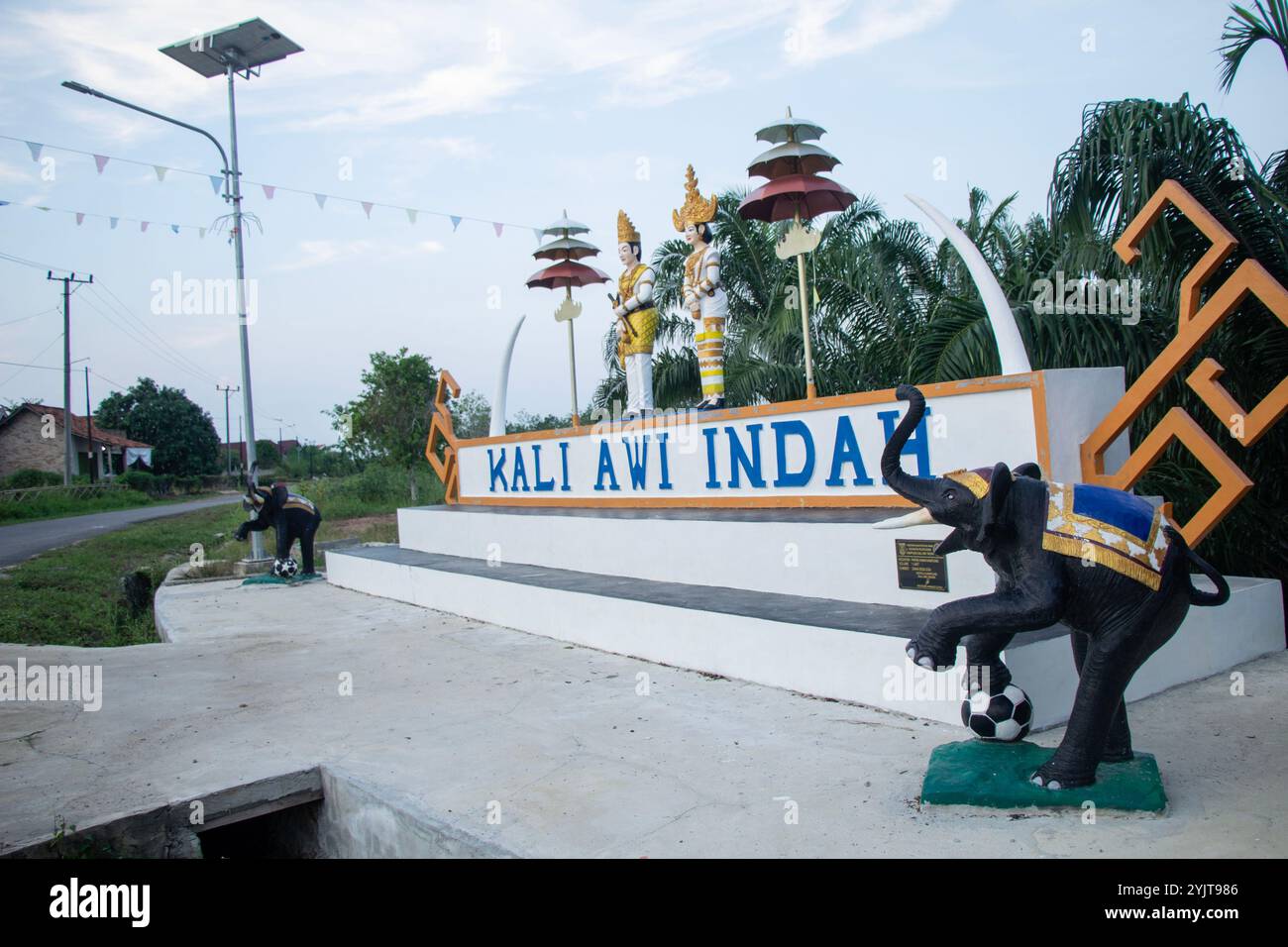 Way Kanan, Lampung; November 11, 2024; side view of the landmark ''Kali ...