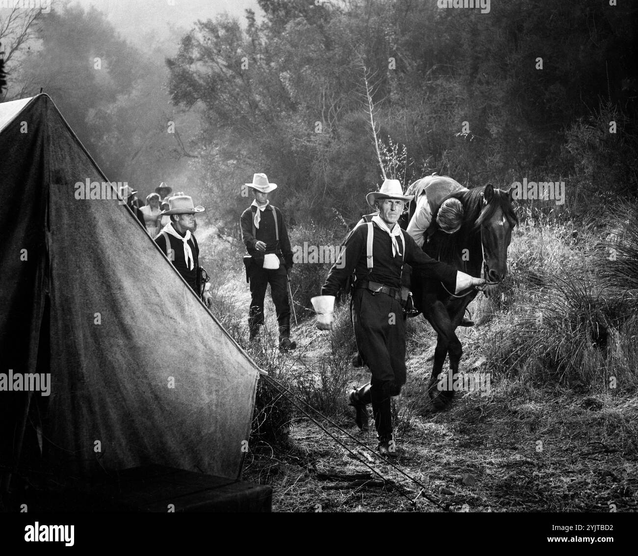 Injured on film set hi-res stock photography and images - Alamy