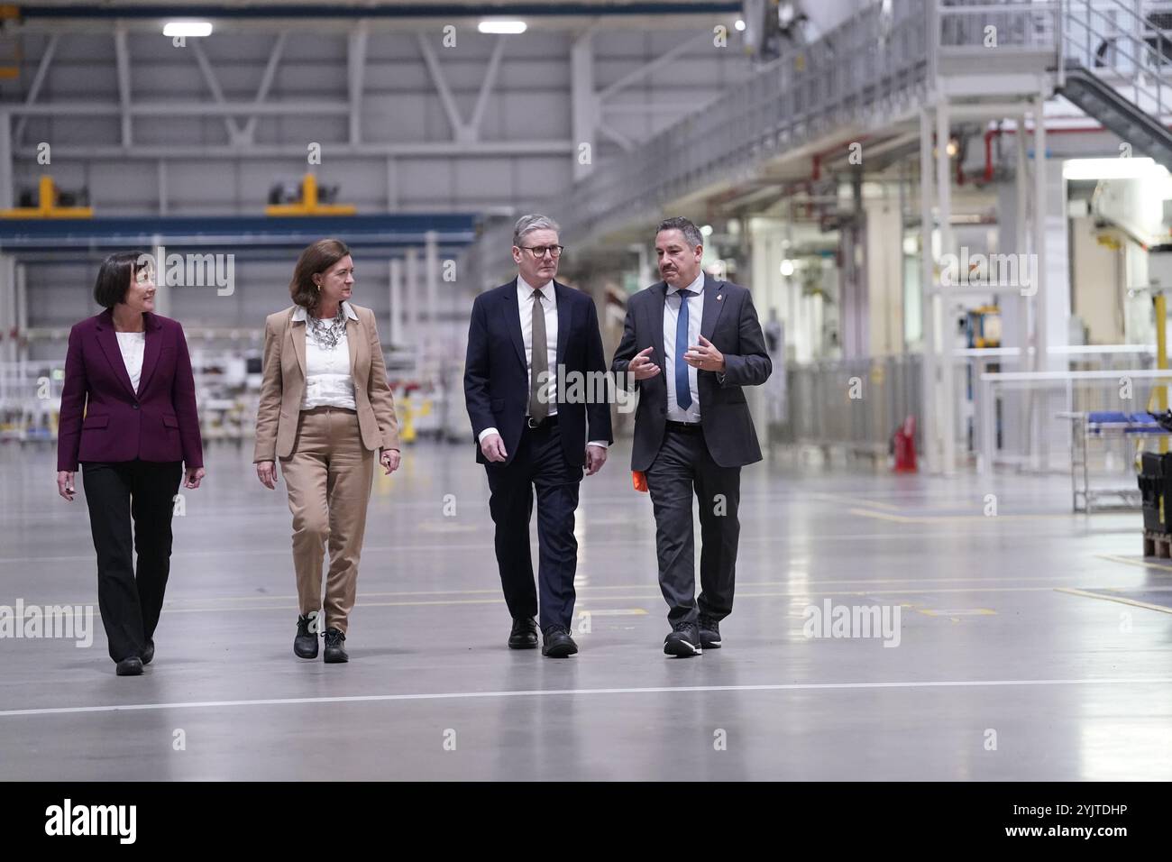 Prime Minister Sir Keir Starmer with Welsh Secretary Jo Stevens (left ...
