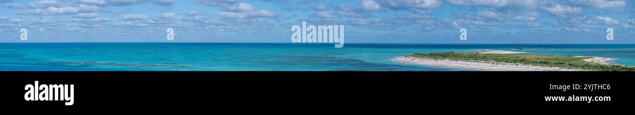 Bush Key with land bridge to Fort Jefferson on Dry Tortugas National ...