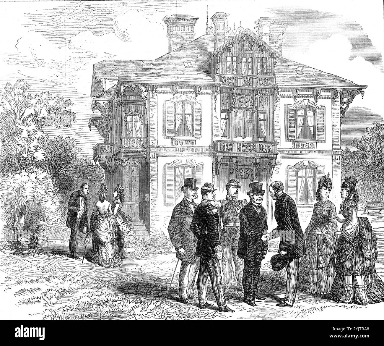 House half way up hill hi-res stock photography and images - Alamy