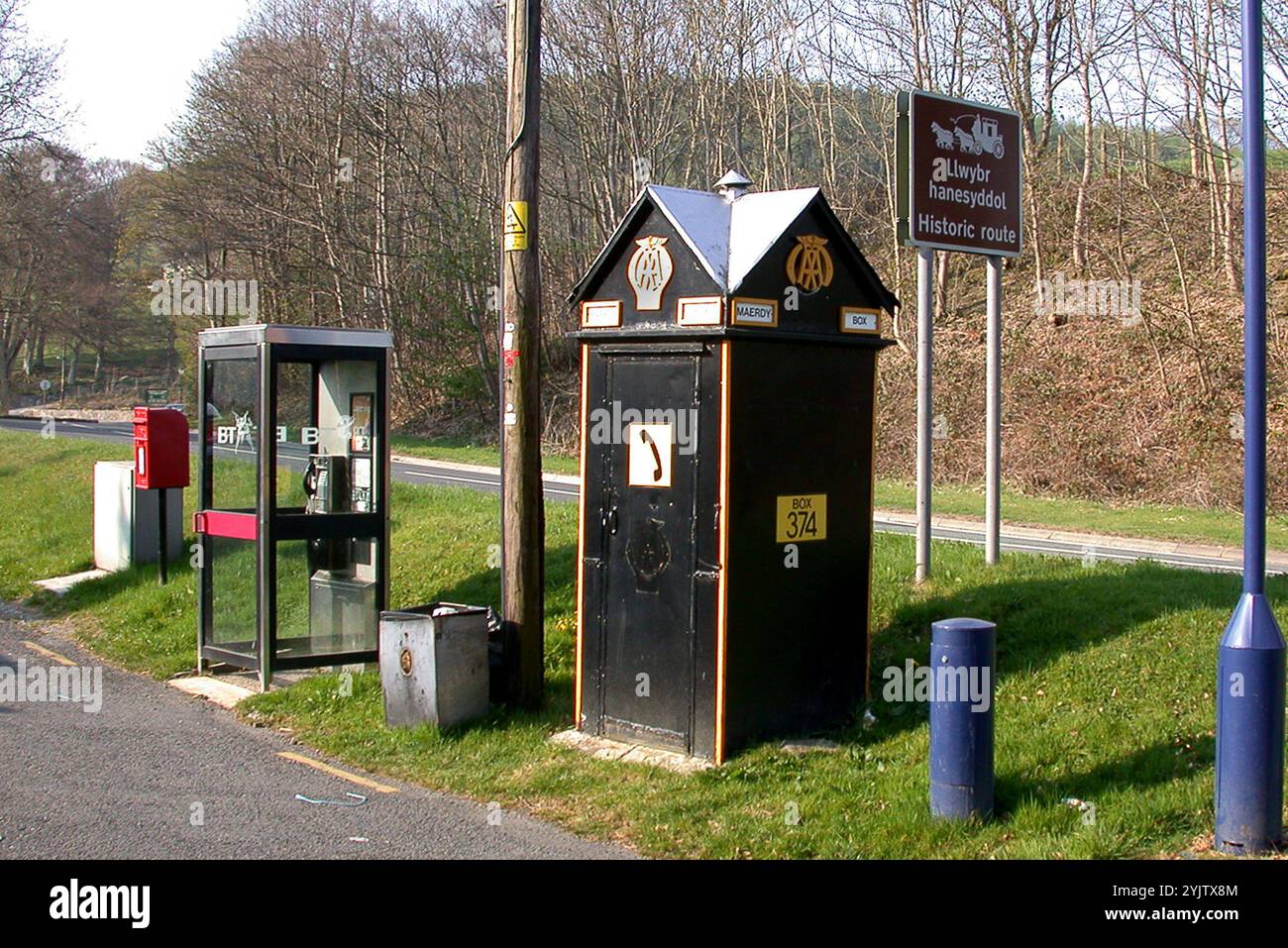 Automobile Association phone box and British Telecom kiosk at Maerdy in ...